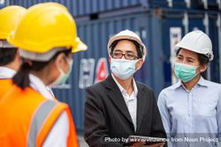 Management visiting workers onsite - Premium Photo (0PLvg0) - Noun Project