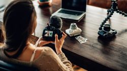 Web-Camera Photos - Download 2471 Free Images - Noun Project