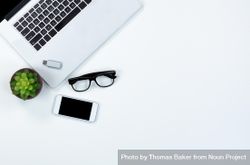 Clean desktop with modern technology for workplace - Free Photo (0Lkkrb ...